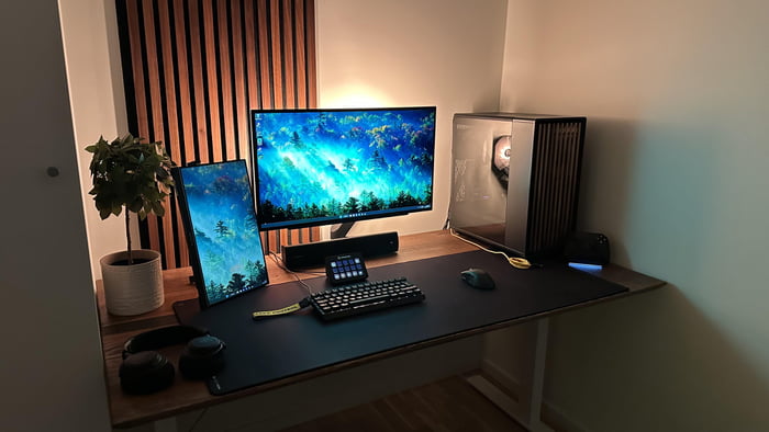 Current setup - 9GAG