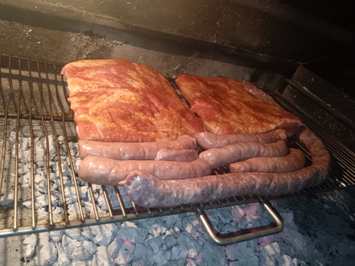 Lekker braai Saturday. Sorry Bokke, maybe next time. Awaiting incoming hail storm. - 9GAG