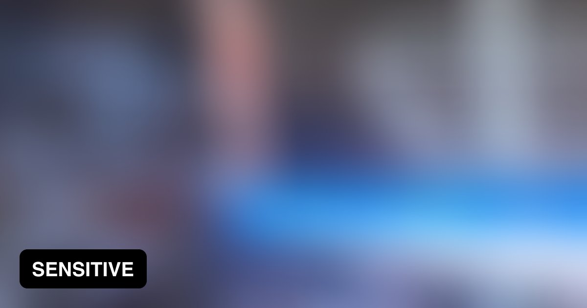 Gold medalist Olympians (Chen Yuxi and Quan Hongchan), Synchronised diving - 9GAG