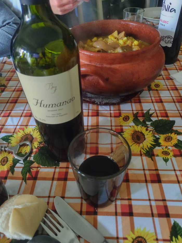 Locro y vino (wine) Argentino - 9GAG