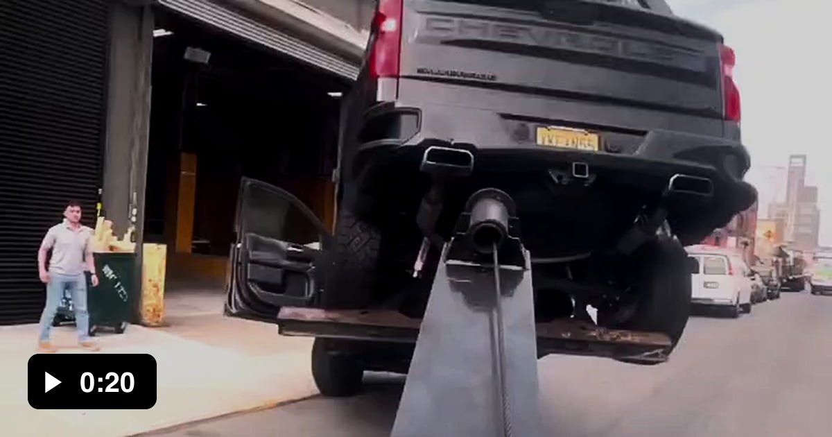 Boss : " What happened? Did you scratch the Chevy pickup truck? - Tow Guy : " Hehe...." - 9GAG