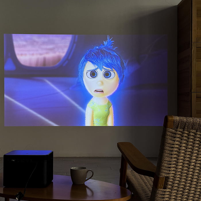 25M, enjoying a rainy afternoon watching Inside Out - 9GAG