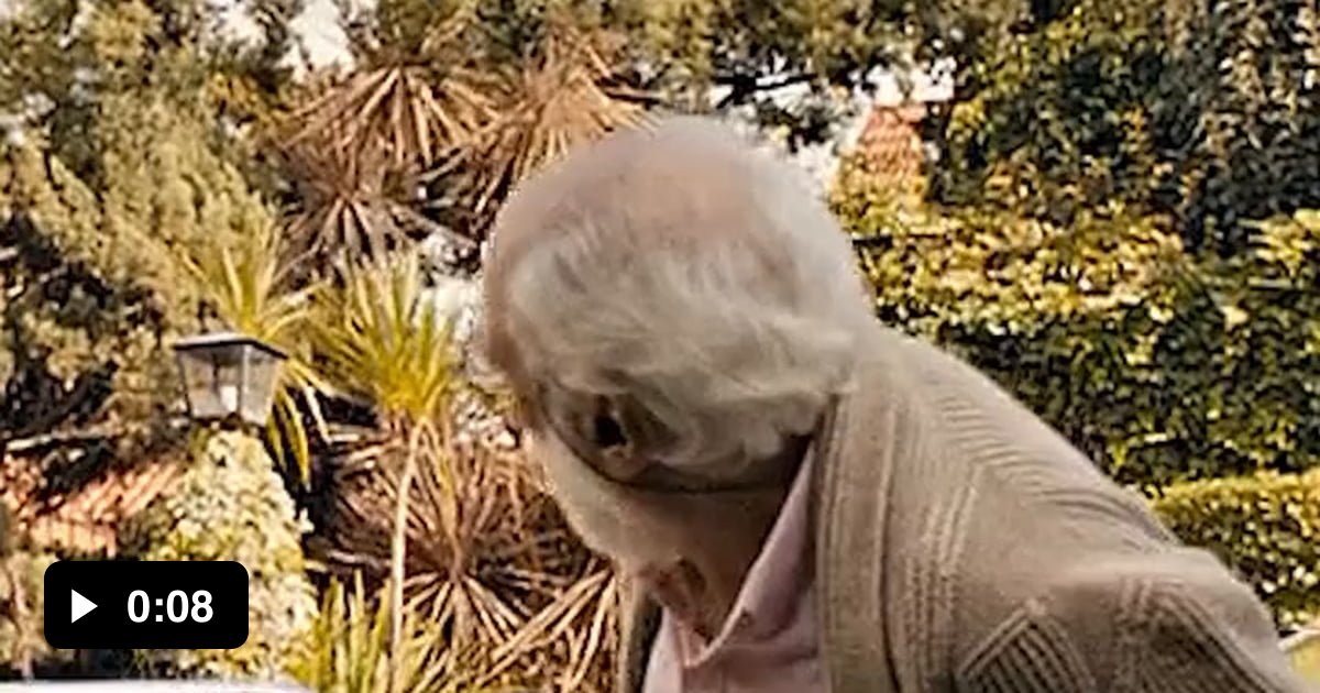 Too slow to react - 9GAG