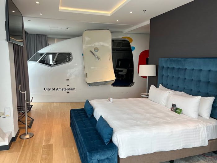 Wife: can't you work from home? Pilot: - 9GAG