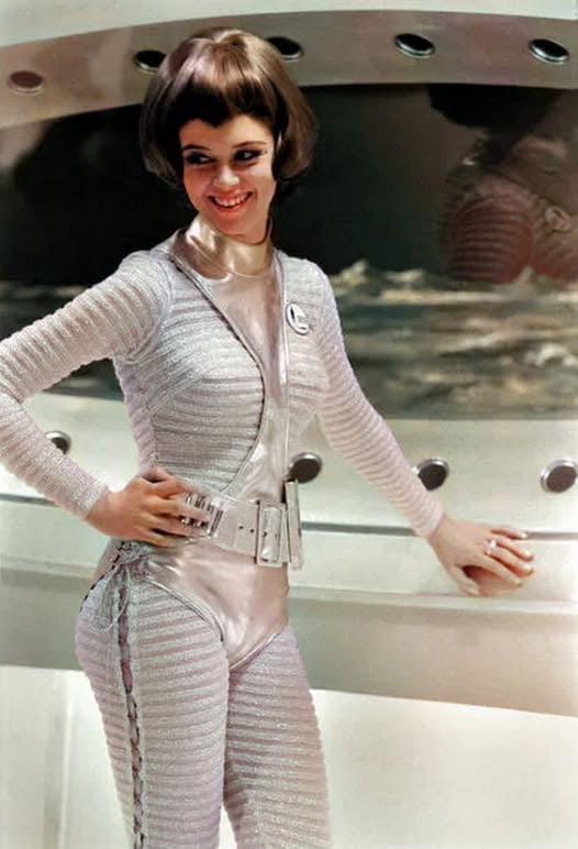 Gabrielle Drake as Lieutenant Gay Ellis, in the British sci-fi TV series, "UFO" (1970 - '71) - 9GAG