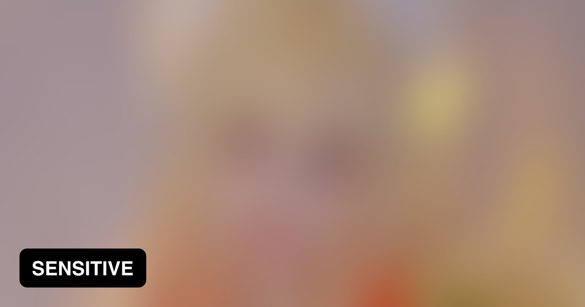 Odd-eyed Cat Cosplay by Ely_eee - 9GAG