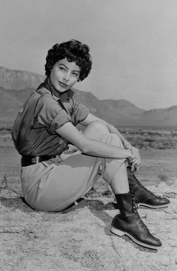 Ava Gardner, 1953. - 9GAG
