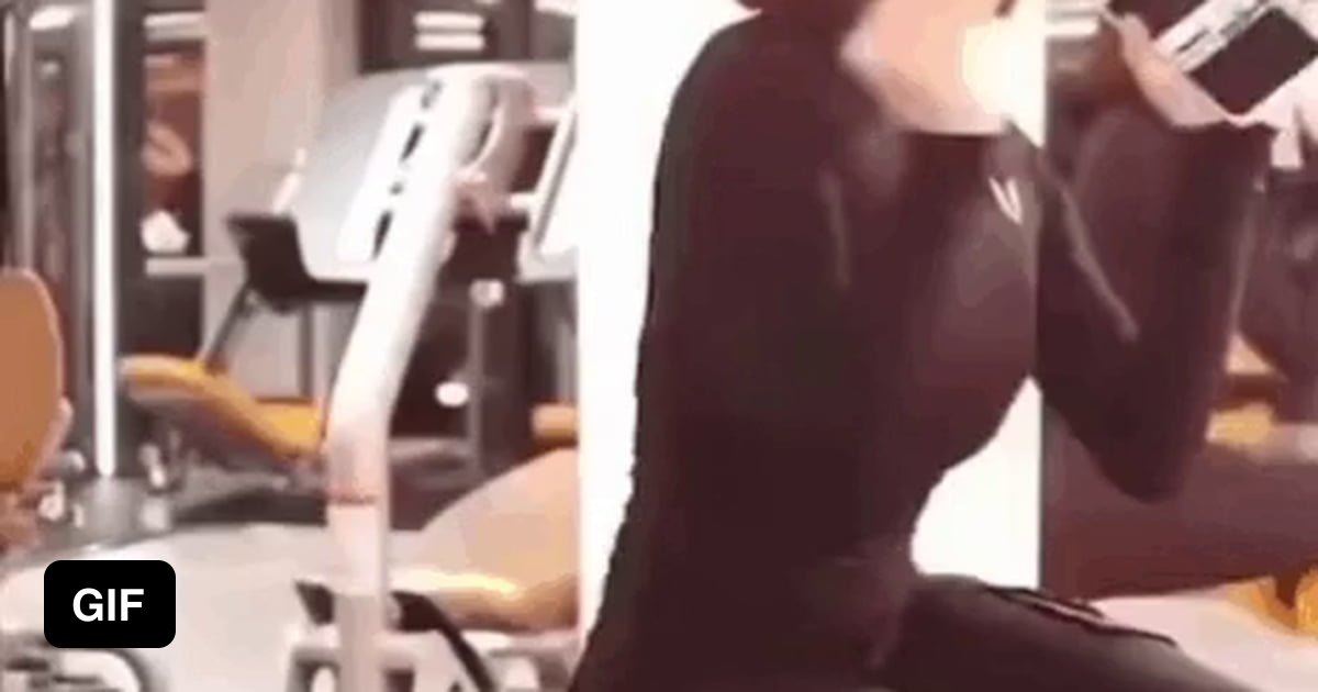 Just a jiggly Friday. - 9GAG