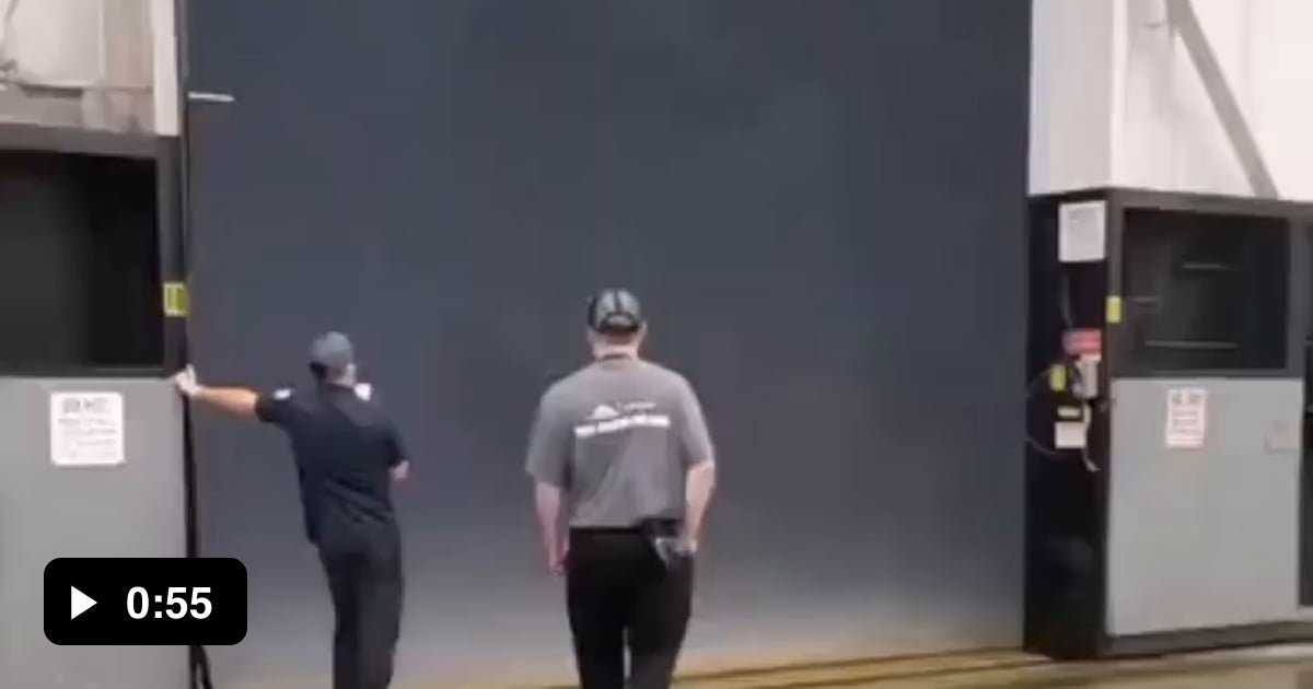 Rain Storm in Alabama outside this factory door - 9GAG