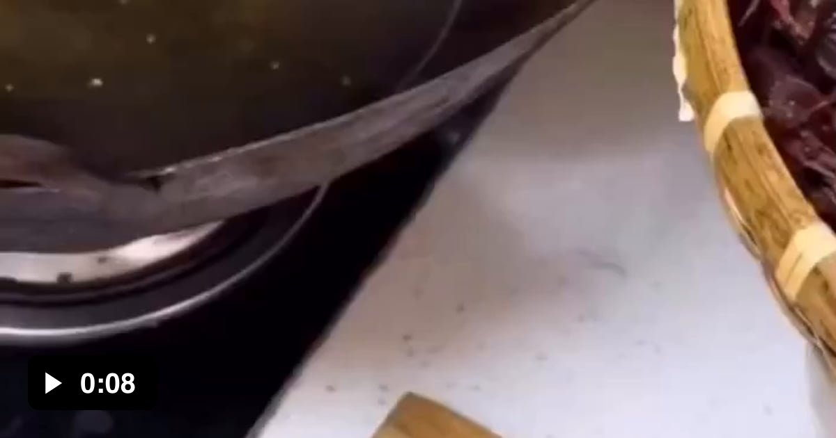 The food aint gonna cook itself - 9GAG