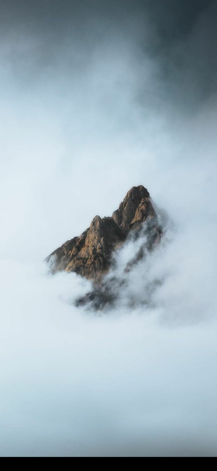 The House of Zeus (photo by Luke Stackpole) - 9GAG