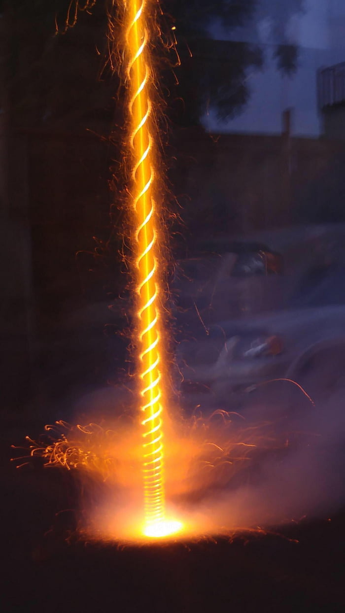 Long exposure photograph of a firework going off - 9GAG