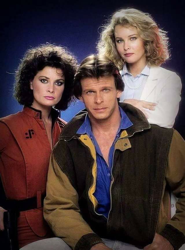 1984 Jane Badler, Marc Singer & Faye Grant - 9GAG