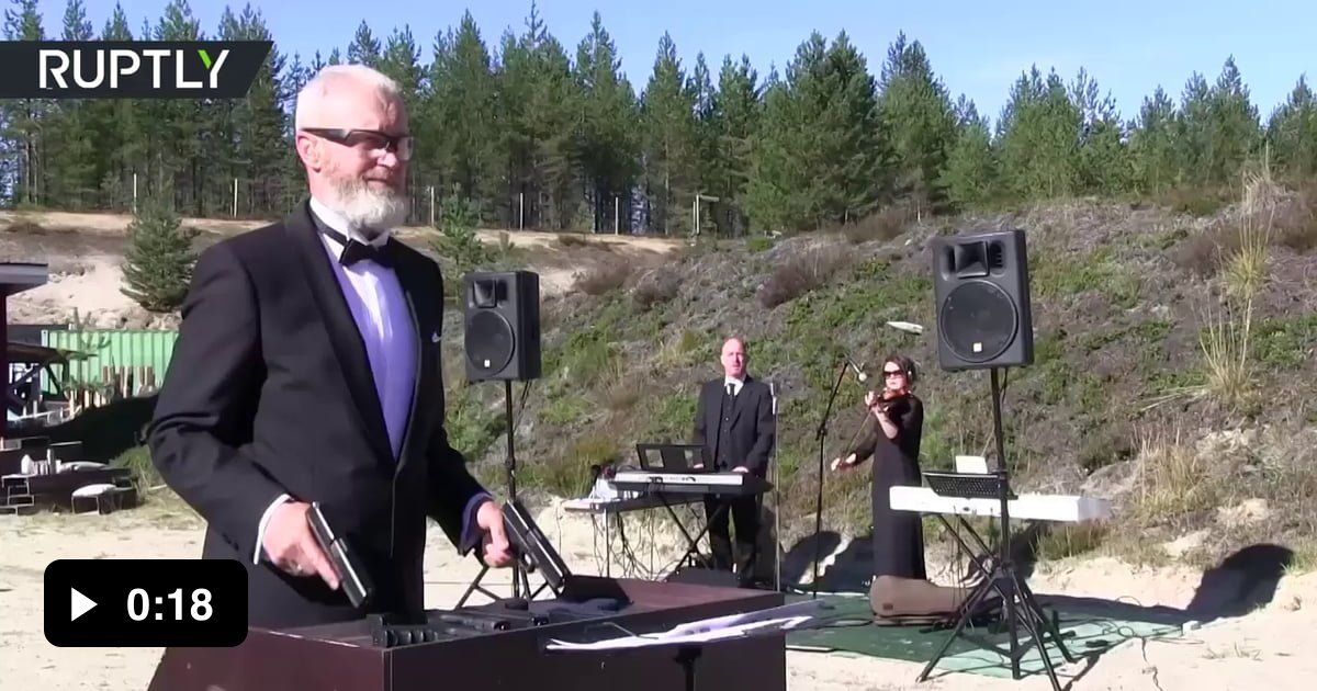 When you're from the South and want to show it in a classic way. - 9GAG