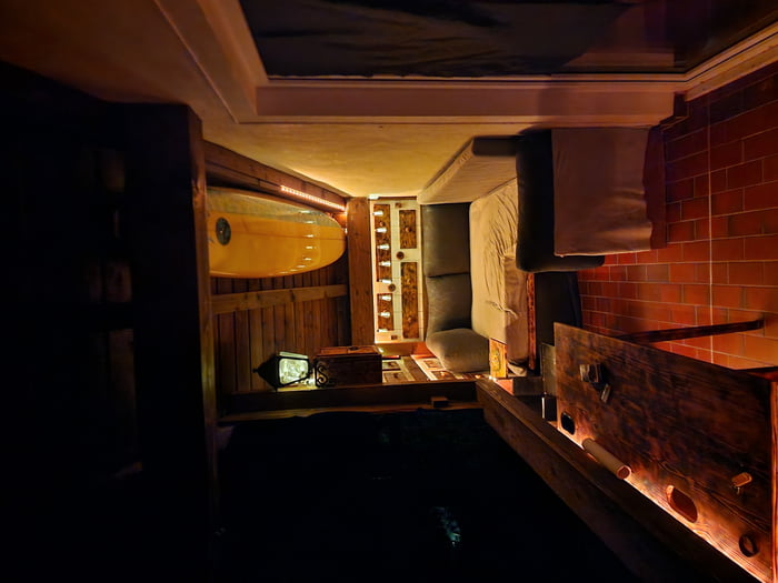 My chill corner - 9GAG