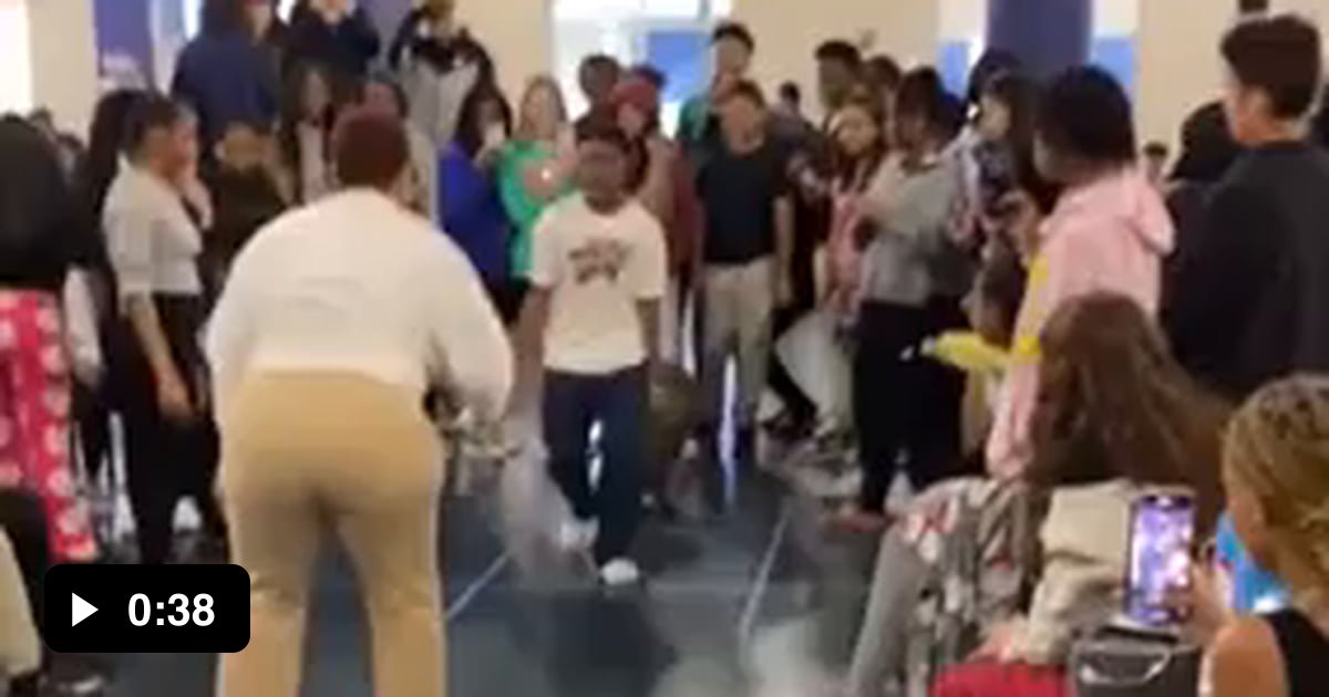 Teacher battles 8th grader in epic dance-off between exams - 9GAG