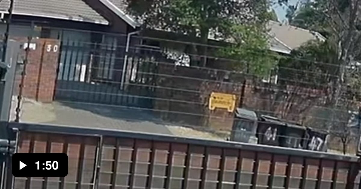 Welcome to South Africa… Daylight robbery - 9GAG