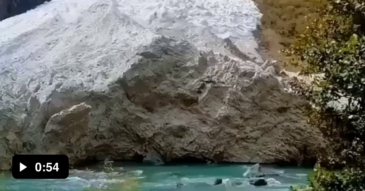 Satisfying view of an avalanche - 9GAG
