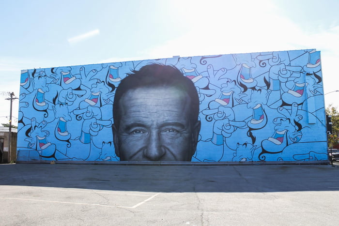 Awesome Robin Williams Mural I just walked by - 9GAG