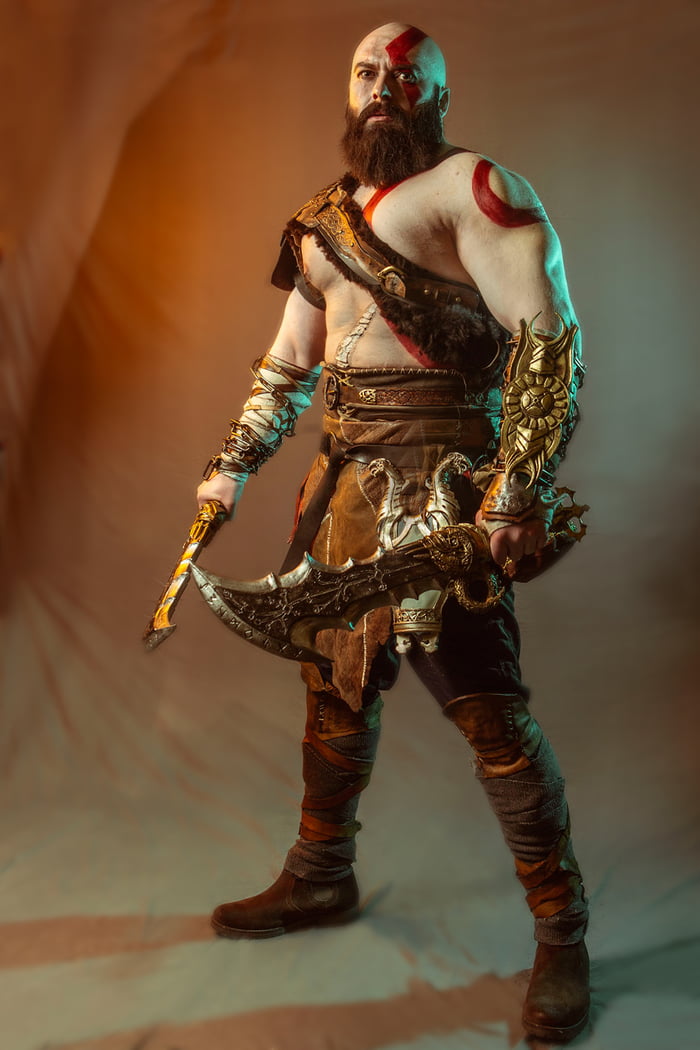 Kratos Cosplay