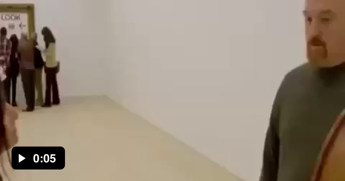 Press the button! - 9GAG