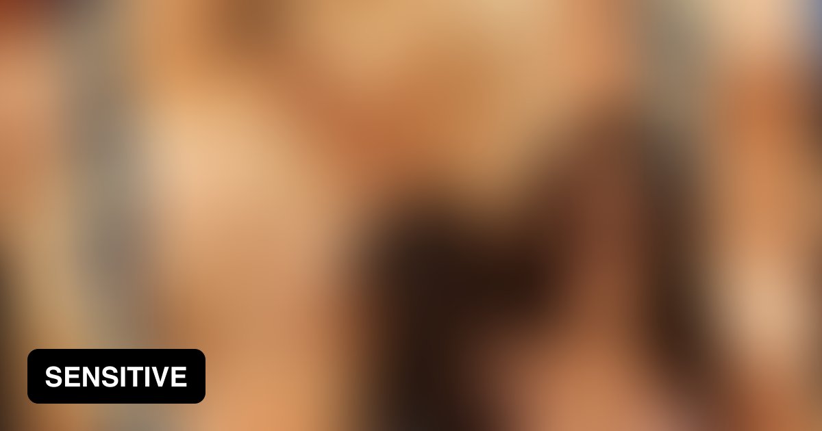 Petite college girl - 9GAG