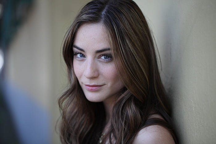 Lara Gilchrist - 9GAG