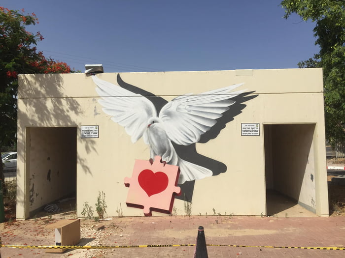 Missing piece! - 9GAG