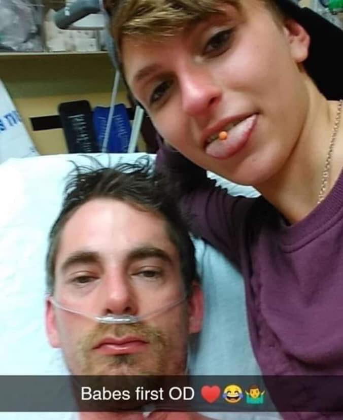 Nothing's Wrong Here! - 9GAG