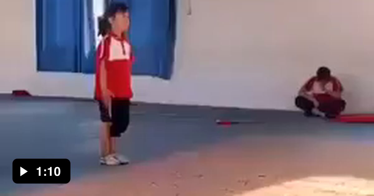 Amazing display of balance and flexibility - 9GAG