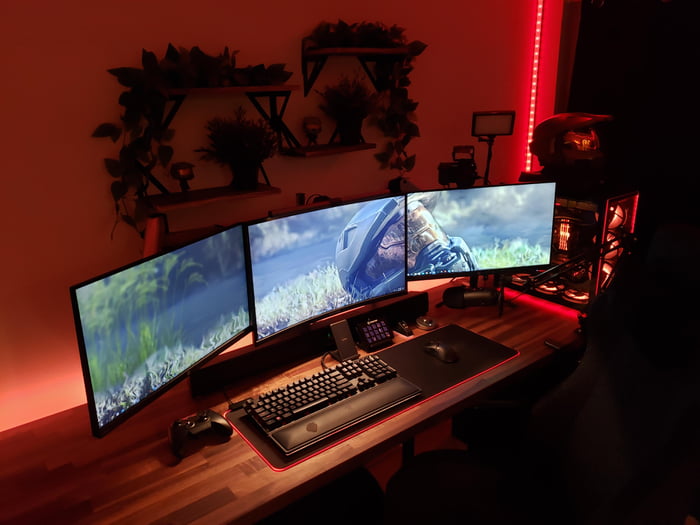 Halo Minimalist Setup - 9GAG