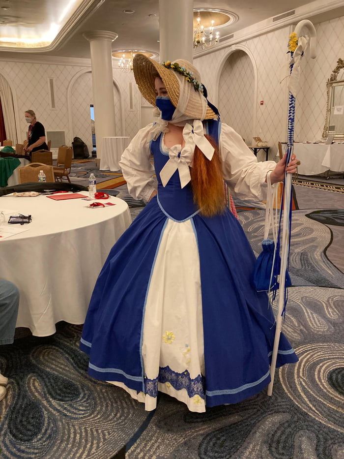Getting Bo-Peep from Mother Goose ready for Worldcon Masquerade. - 9GAG
