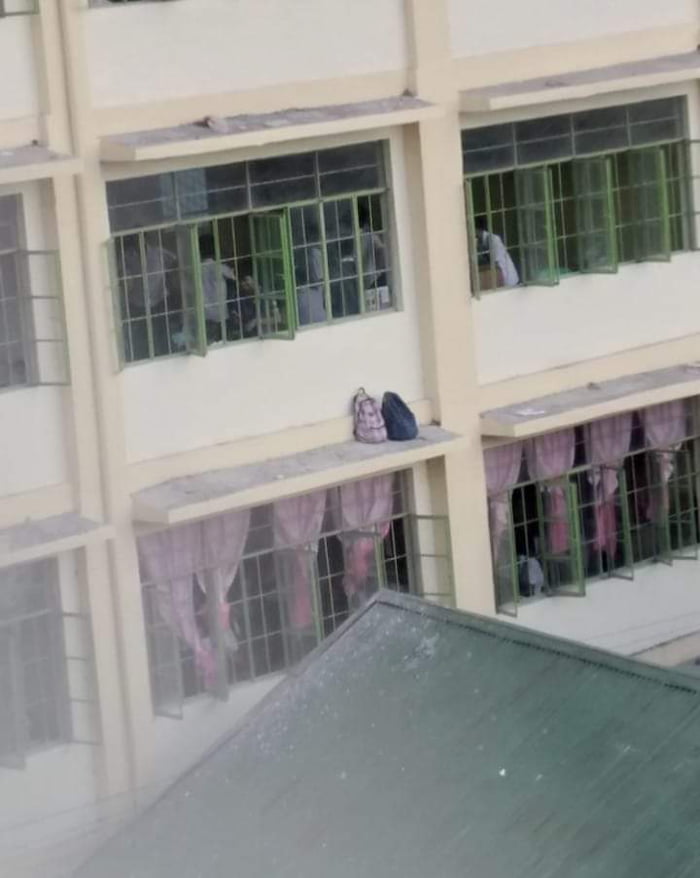 "Prank lang naman yun e..." Yung prank: - 9GAG