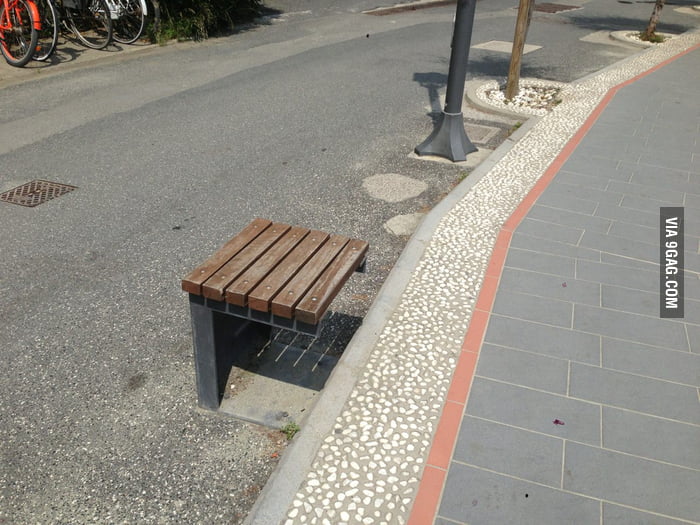 Forever alone bench. - 9GAG