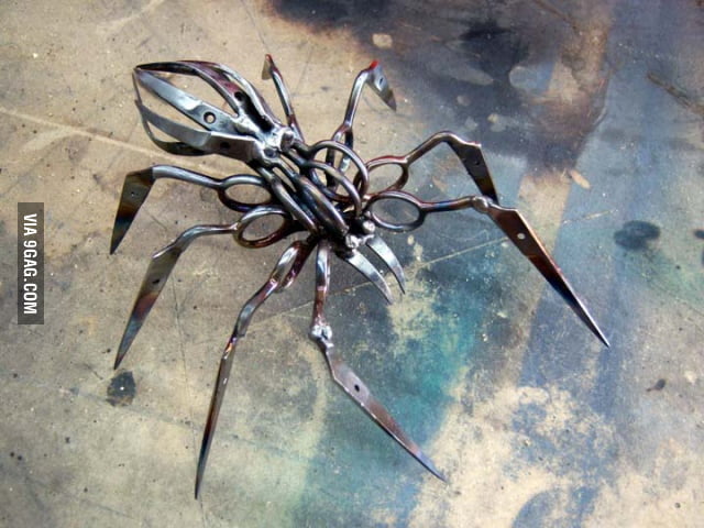 Don't worry folks, it's just a spider made out of scissors. - 9GAG