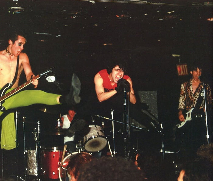 The Misfits playing live at Max's Kansas City, 1979. - 9GAG