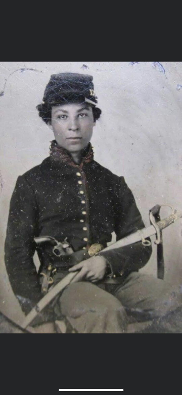 RARE PICTURE OF A BLACK FEMALE UNION SOLDIER 1862. Cathy Williams - 9GAG
