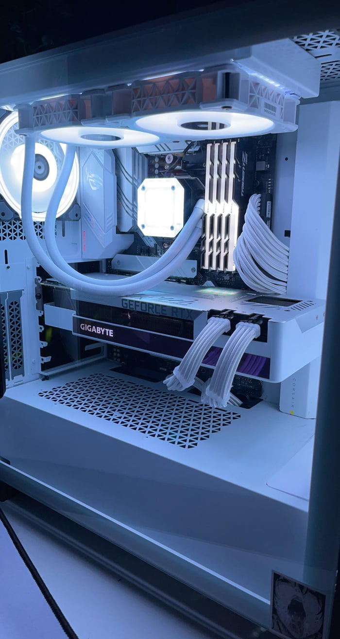 Finished the build mostly - 9GAG