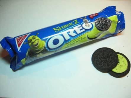 I really need this shrek oreo - 9GAG