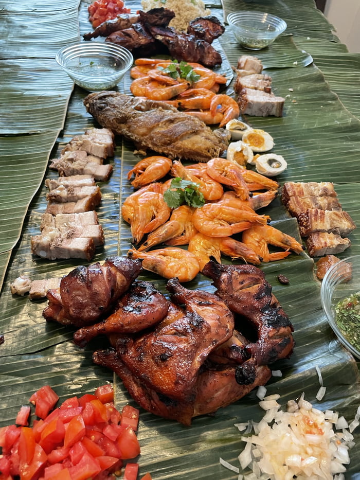 Boodle fight for July 4th! - 9GAG