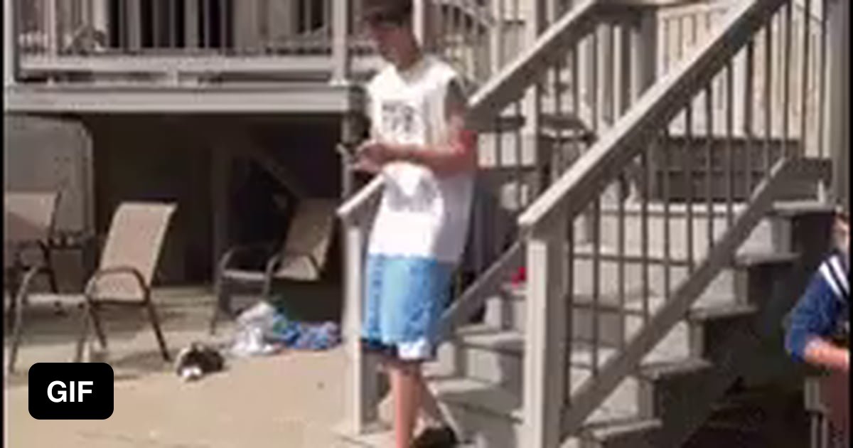 A well executed team effort - 9GAG