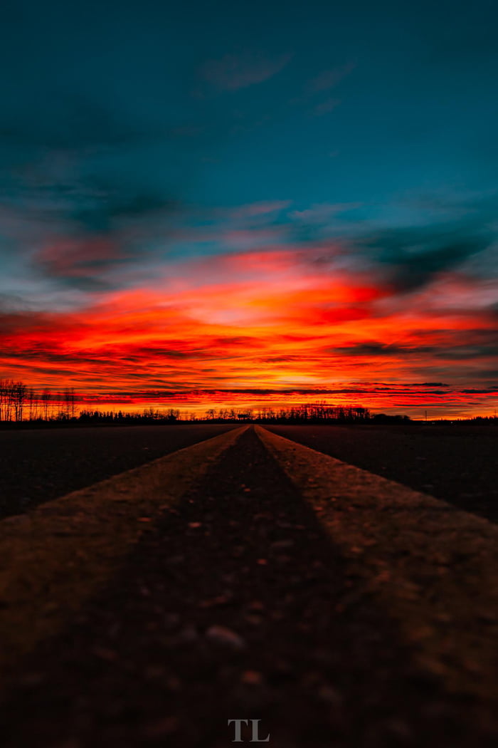 Sunset in Red Deer, Alberta, Canada - 9GAG
