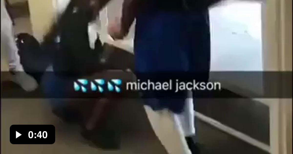 This guy sounds just like Michael Jackson - 9GAG