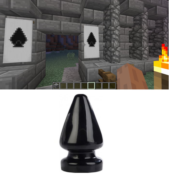 My friend attempt of making a "Spades" icon on Minecraft. - 9GAG
