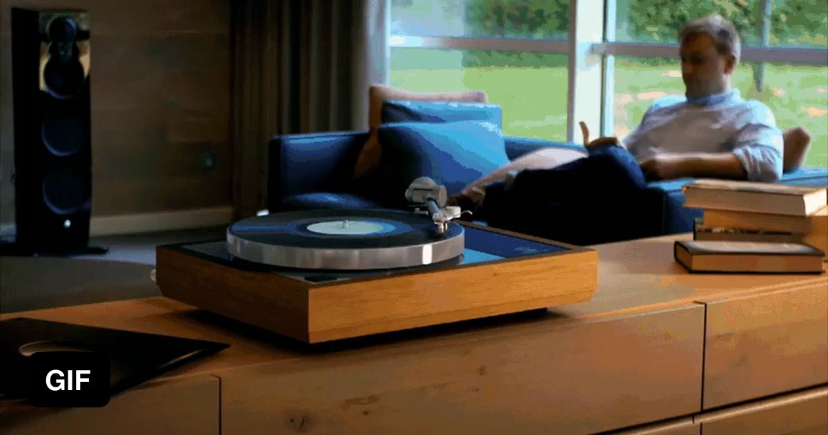 How a turntable works... - 9GAG