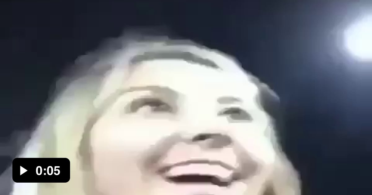 This gif is gold - 9GAG