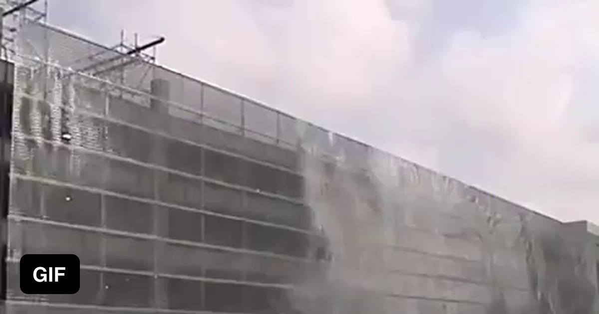 A "wind veil" on a building in Charlotte, North Carolina - 9GAG