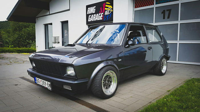 Yugo 55 with carburated Lancia 1.6 motor, 135 Whp, 790 kg - 9GAG