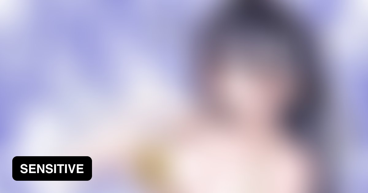 Anna Yamada Pouting In Her Golden Bikini - 9GAG