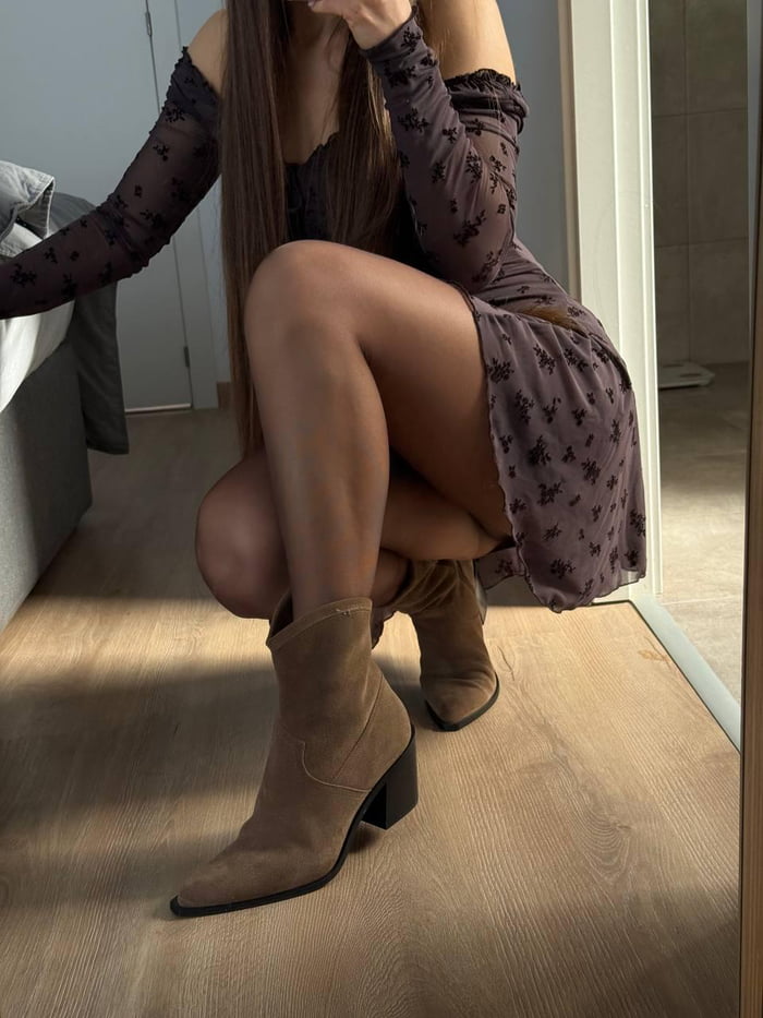 Standing or sitting - 9GAG